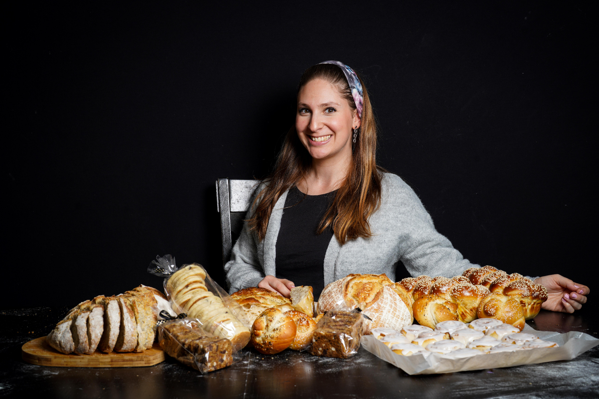 hannahs-warm-bakes-showcase